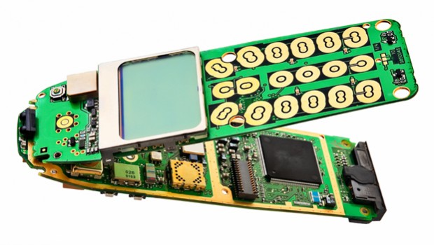 Retired mobile phones mean 'gold' gone wasted